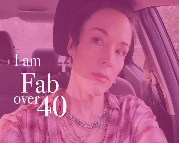 Leslie Hope | FabOver40